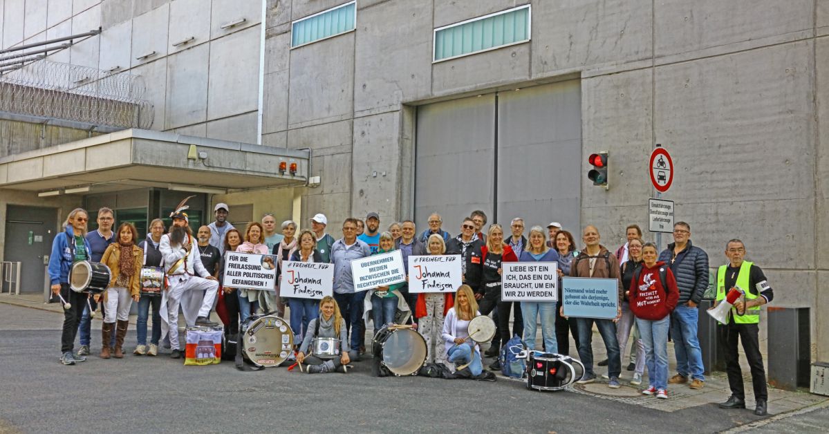 Freiheit für Johanna Findeisen! Demonstration an der Frankfurter JVA ...